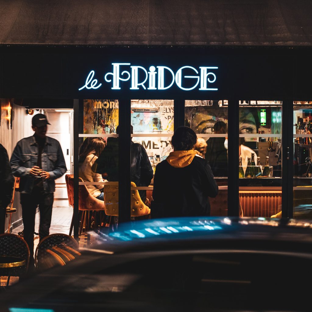 Vivez l’humour autrement au Fridge Comedy Club de Paris